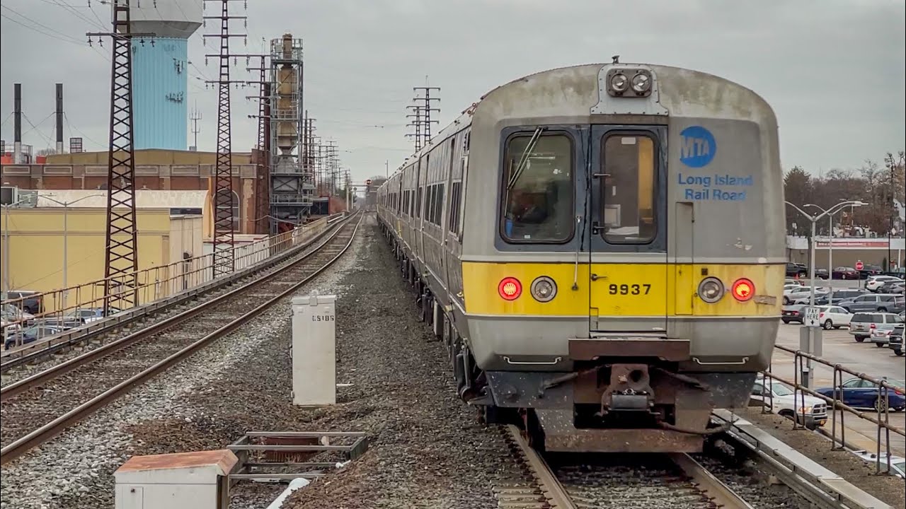 LIRR M3 departing Rockville Centre - YouTube