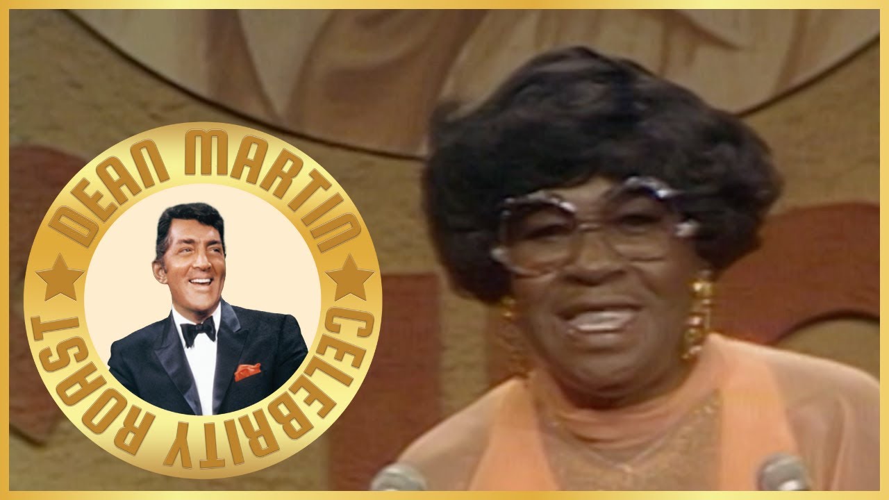La Wanda Page Roasts The Dais l The Dean Martin Celebrity Roast - YouTube