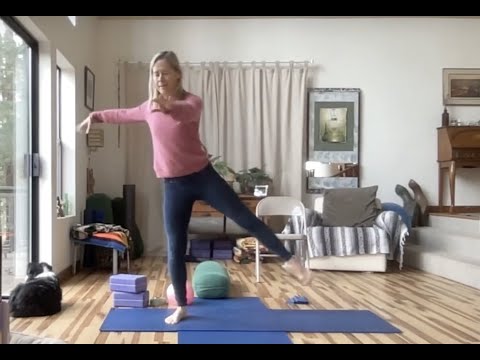 Wednesday Mindful Pilates 1 18 23 - YouTube