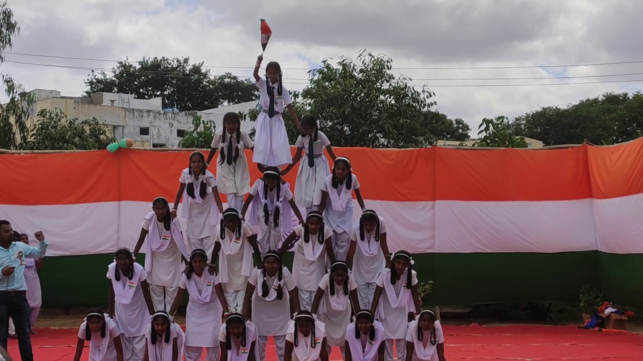 GIRLS PYRAMIDS | VANI VIDYASHRAM - YouTube