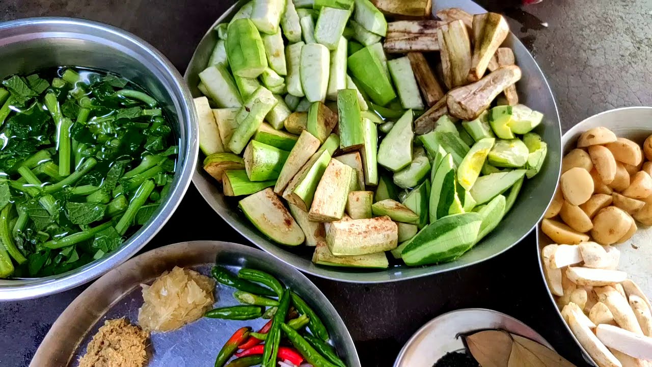 shukto//shukto recipe//shukto recipe in bengali//shukto ranna// - YouTube