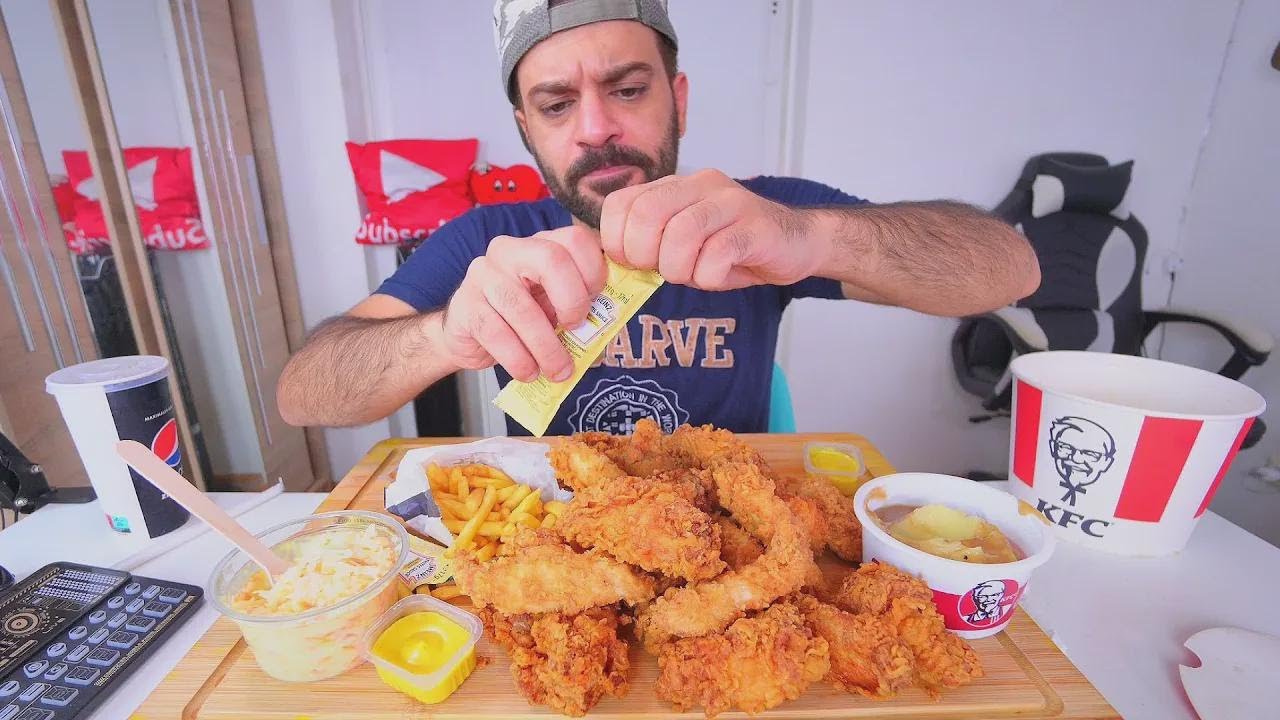 KFC Family & Friends Bucket Mukbang: Epic Eating Show - YouTube