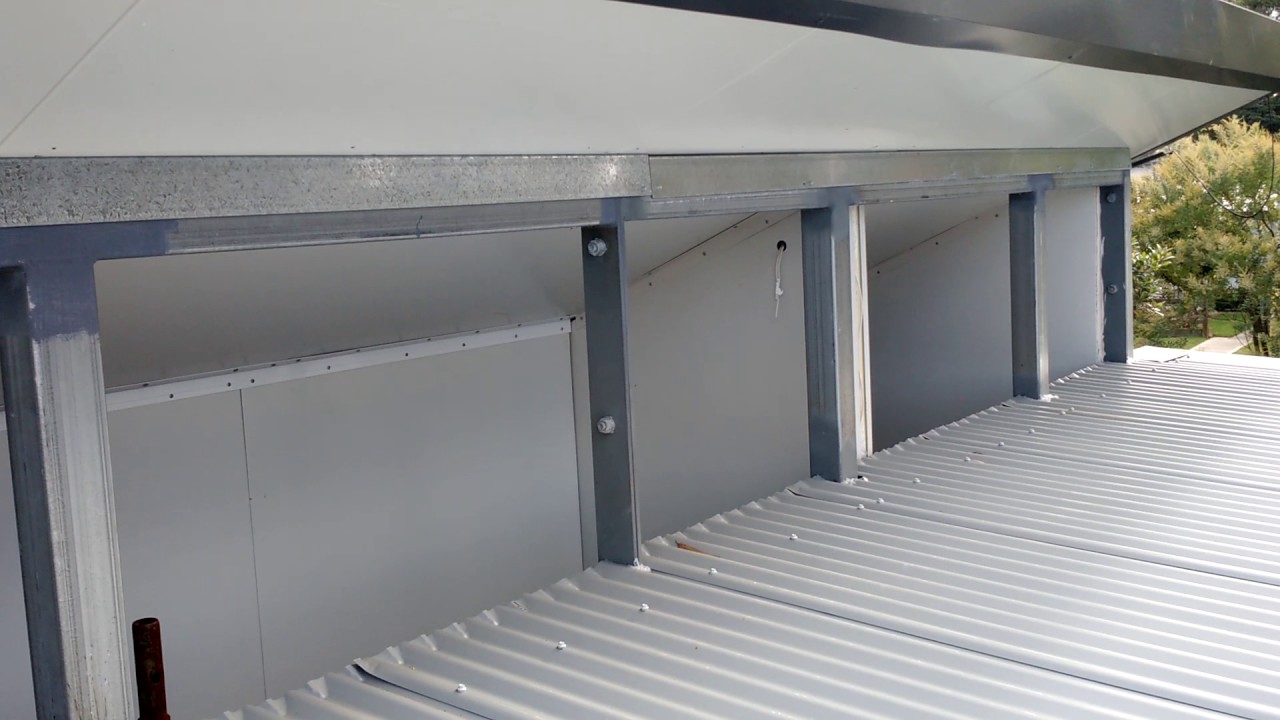 SIPS Panel House installing Windows - YouTube