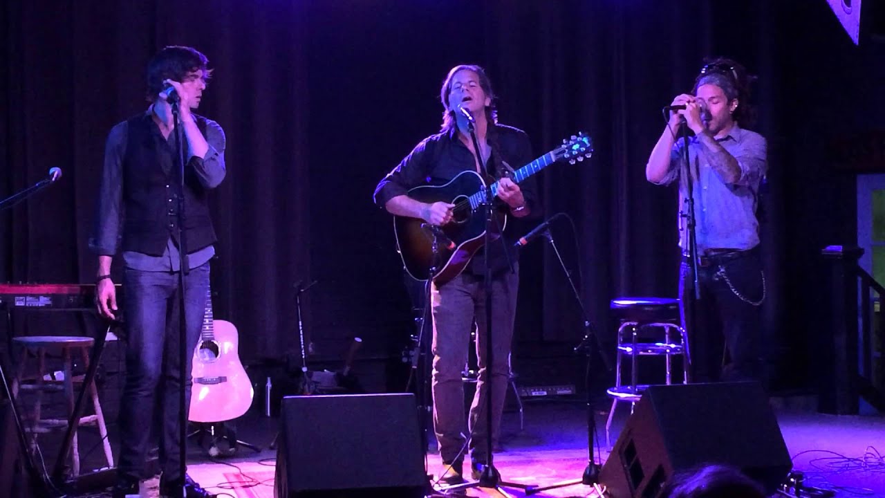 "Hey Susanne" - Cole Nakoa & Treacher, Live at Gypsy Sally's - YouTube