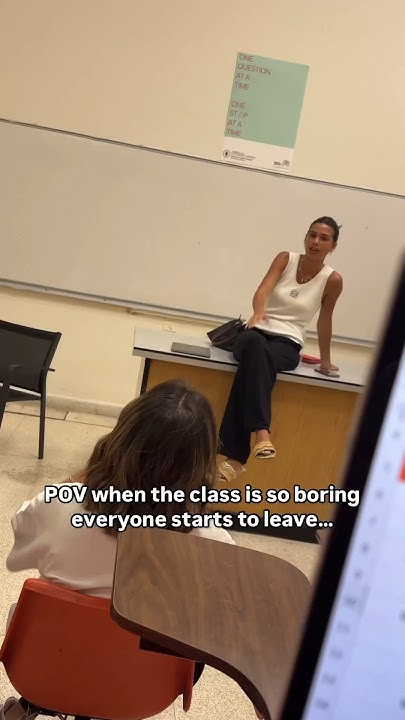 Who’s smarter here?😜😎 #codinglife #aicoding#aitool #coders #codingtips #blackboxai - YouTube