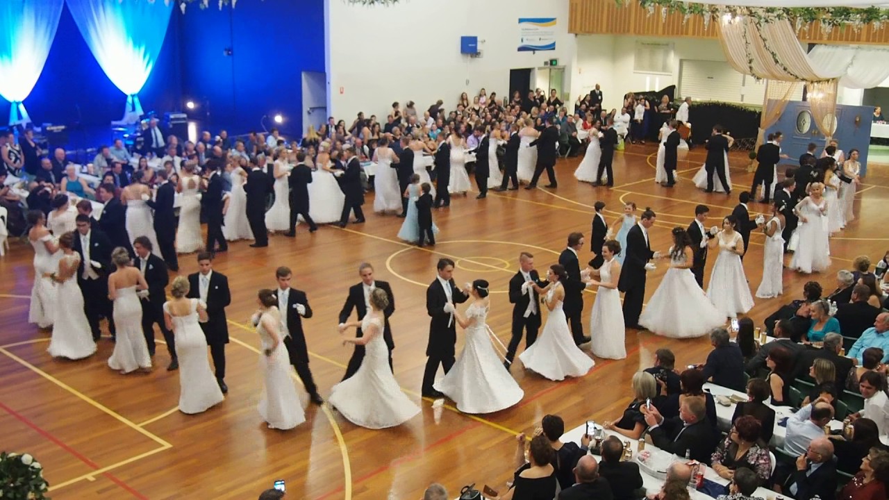 TULLY DEB BALL 2017 - Carousel Dance - YouTube