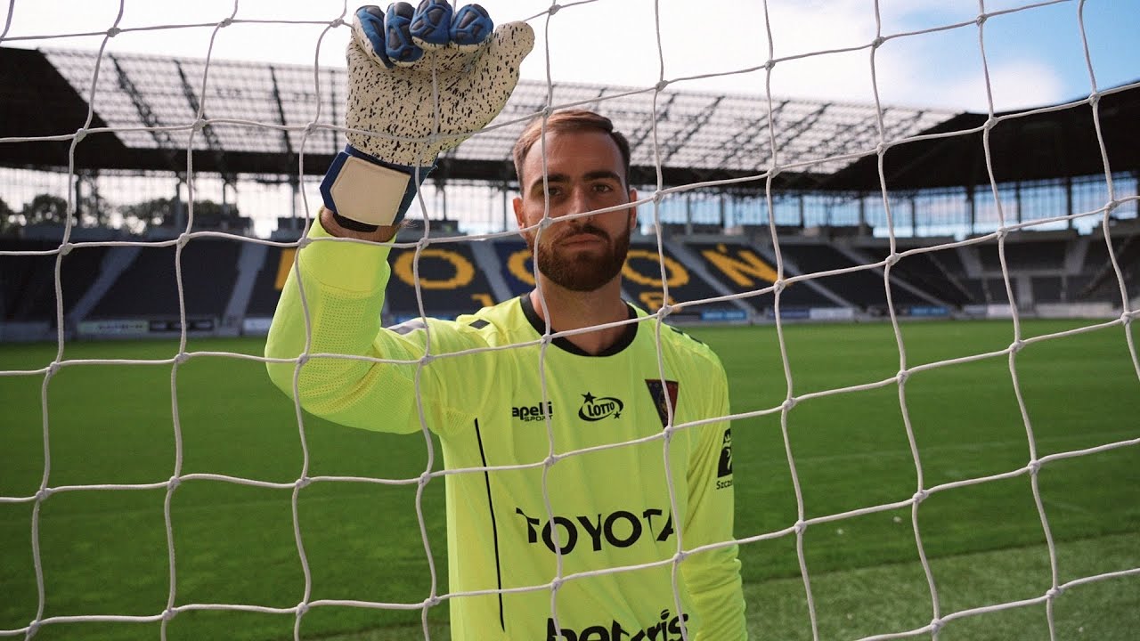 Valentin Cojocaru nowym zawodnikiem Pogoni Szczecin - YouTube