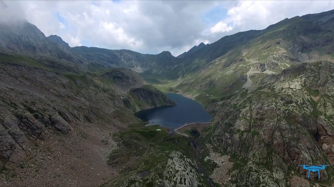 Lago nero Bergamo Italy - YouTube