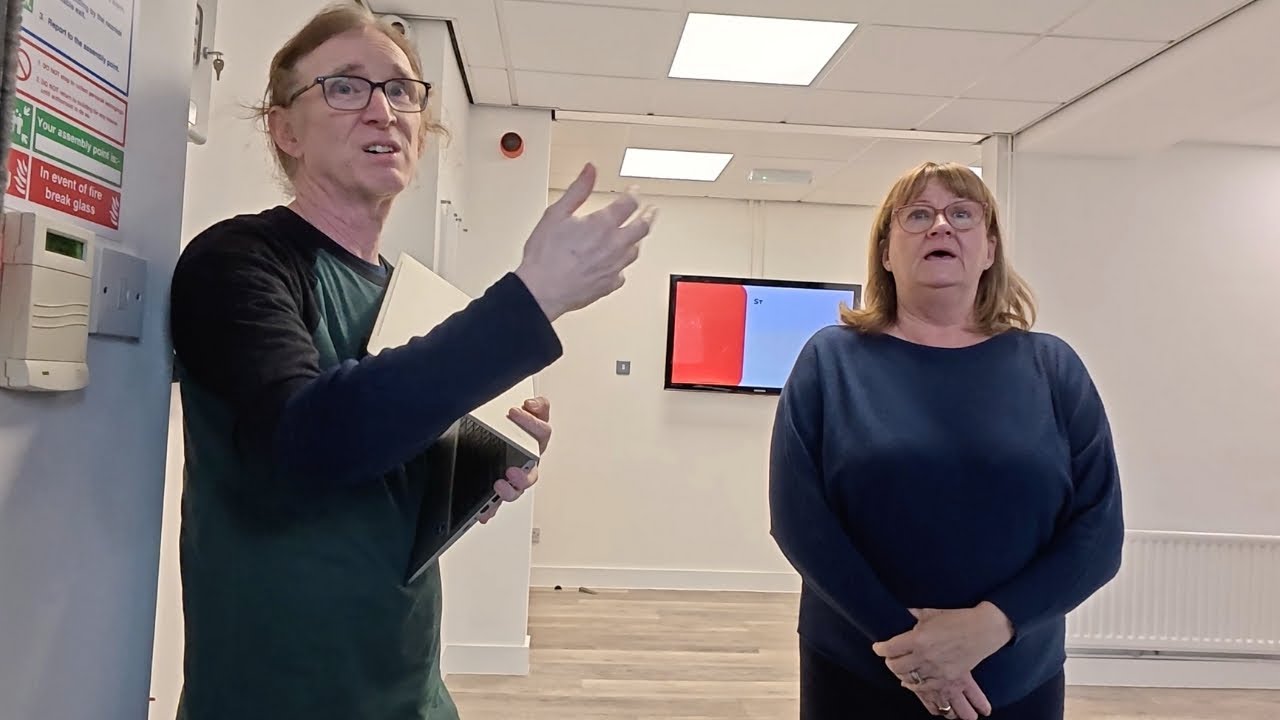 DJE MEDIA and PURE AUDITS 😂 🤡 - YouTube
