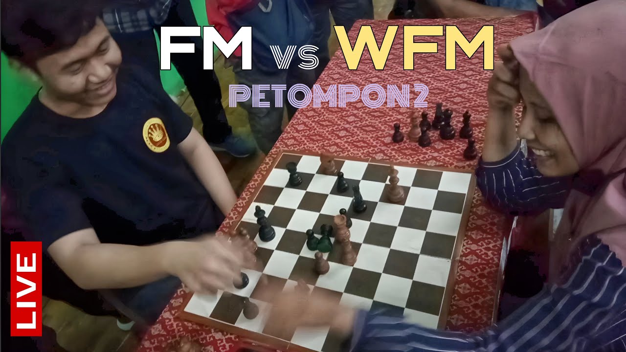 Bila FM (Ade Kemas) vs WFM (Tiara Anggraeni) - YouTube