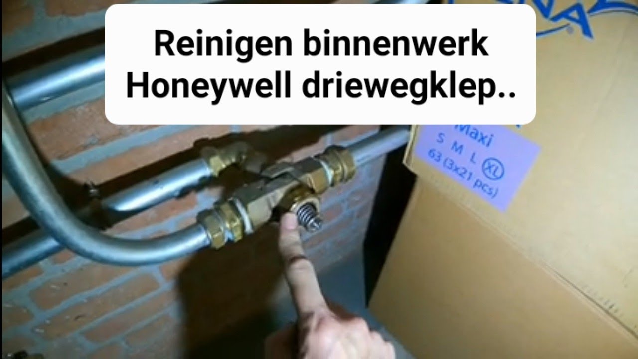Hoe reinig je zelf het cartridge van een Honeywell driewegklep... - YouTube