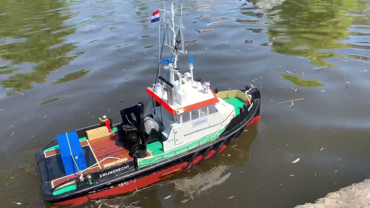 Modelbouw boot Herman - YouTube