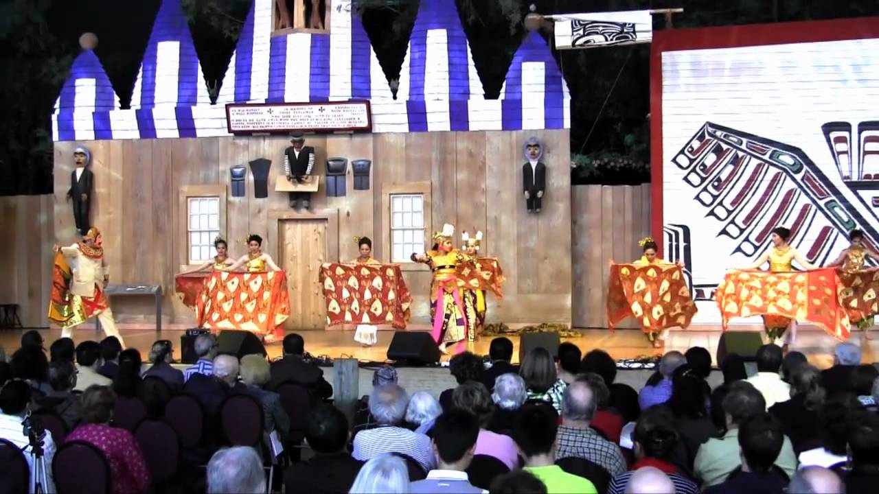 Performance by the Embassy of Indonesia (KBRI) in Ottawa at the Asian ...