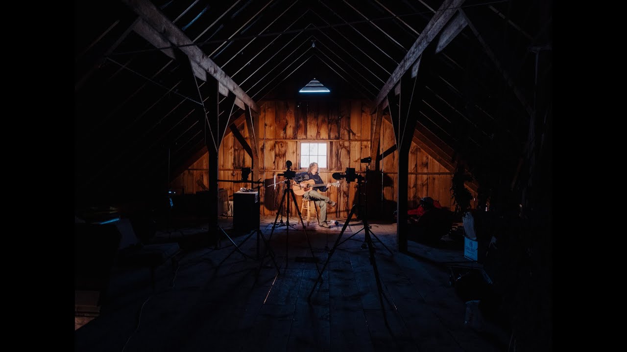 Hans Williams - "Greywater" (Live Barn Session) - YouTube