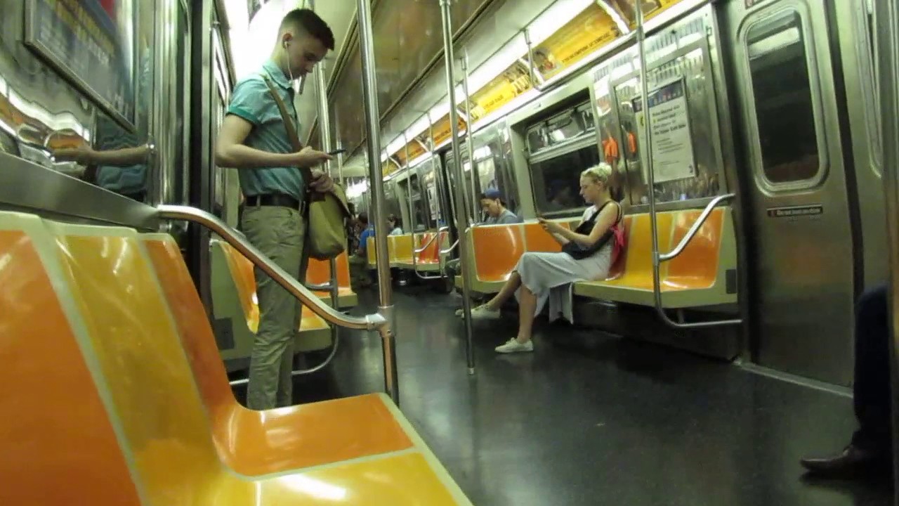 Diamond R68 W train Ride - YouTube