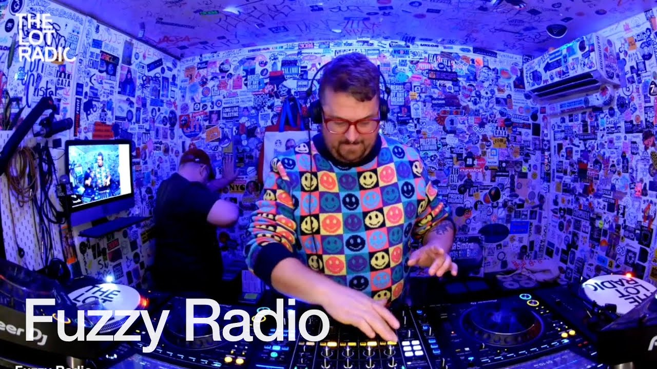 Fuzzy Radio @TheLotRadio 11-11-2024 - YouTube