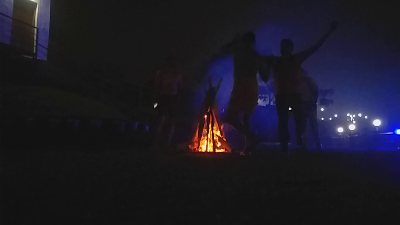 Rocking Campfire Dance - YouTube
