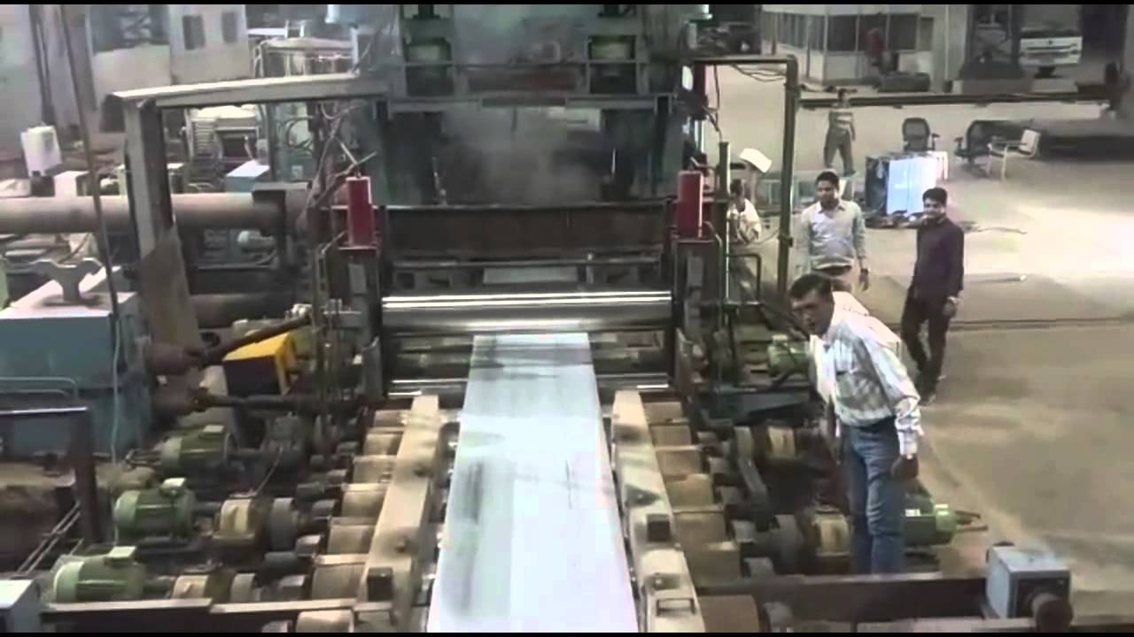 Aluminum hot rolling - YouTube