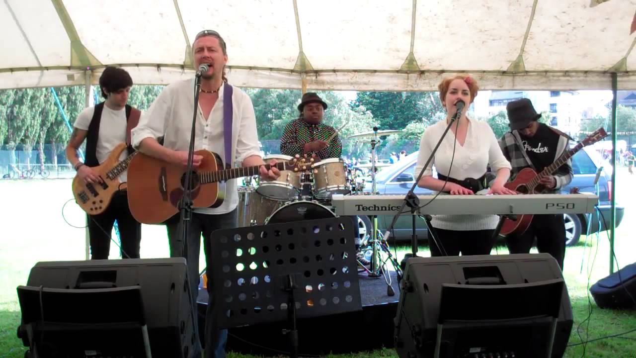 Robert Sowden Super Group - Travelling Light - YouTube