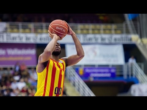 Jacob Pullen supera el récord de Schmidt con 12 triples - YouTube