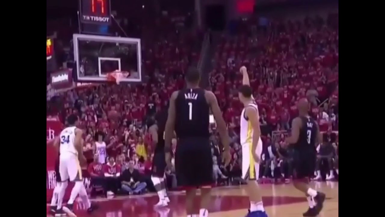 Klay Thompson Beautiful 3-Point Celebration - YouTube