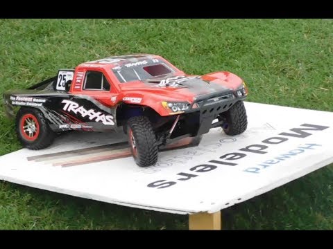 Traxxas Nitro Slayer FIRST Off Road Run - YouTube