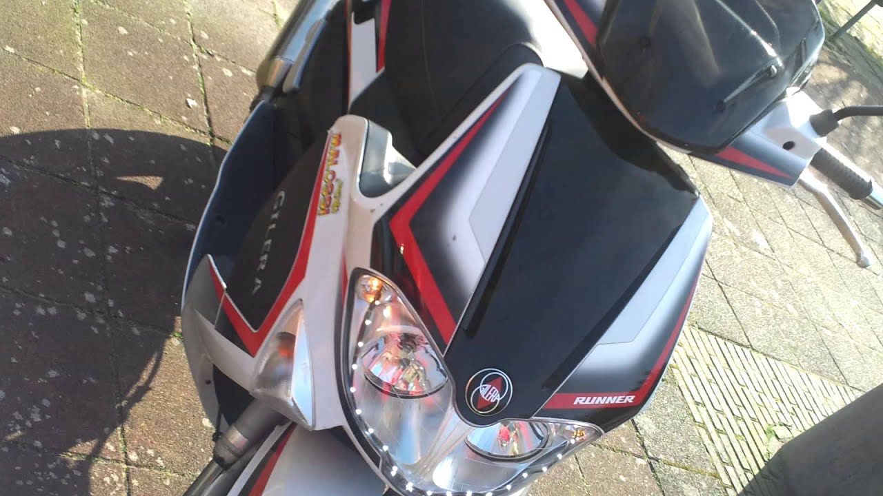 Gilera runner RST tuned to ST 125cc with Leovince - YouTube