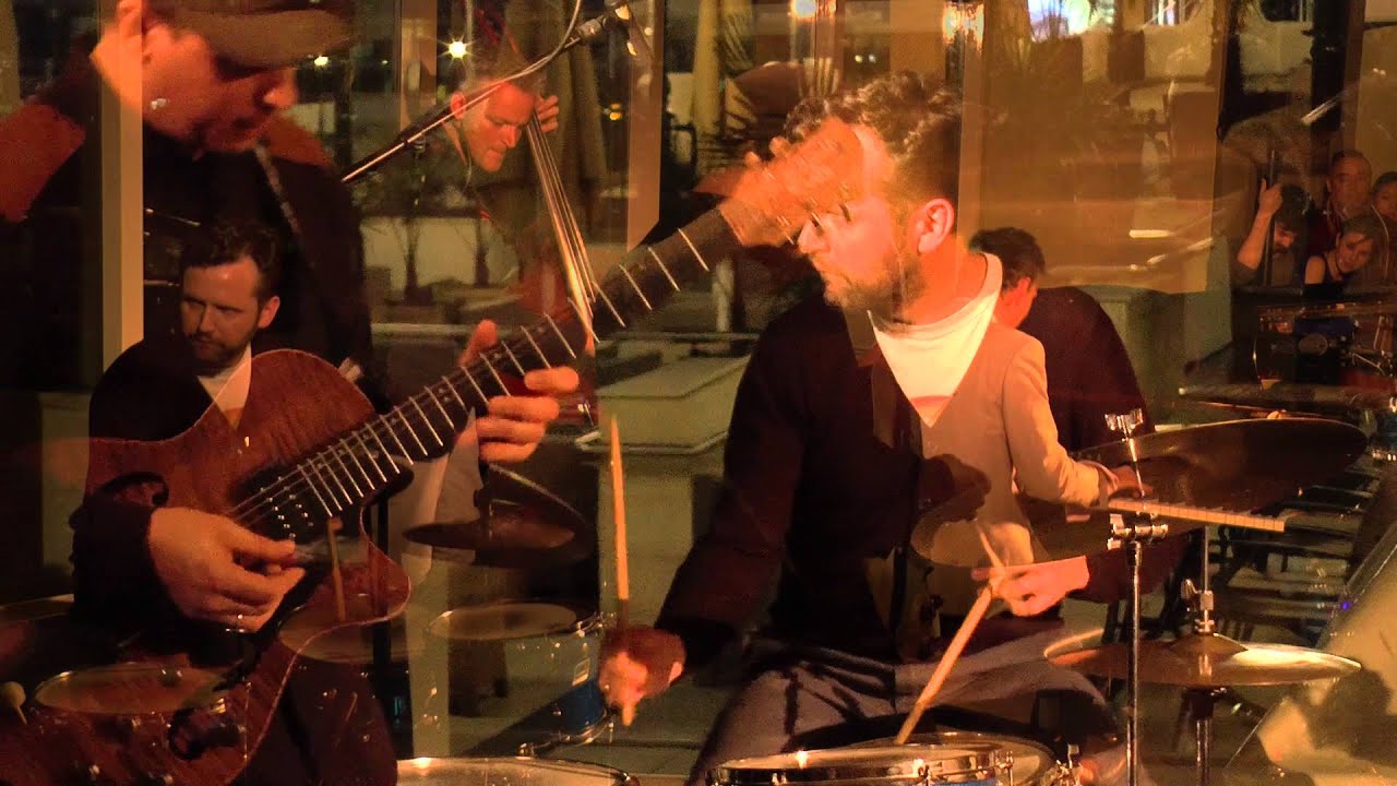 Inner Urge | Peter Beets Trio with Kurt Rosenwinkel - YouTube