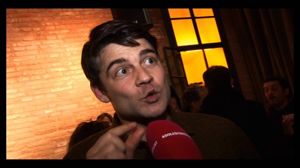 ENTREVISTA ROGER COMA SOBRE "LES COSES GRANS" - YouTube