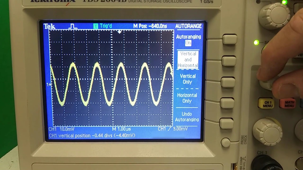 Scope Waveform 5 - YouTube
