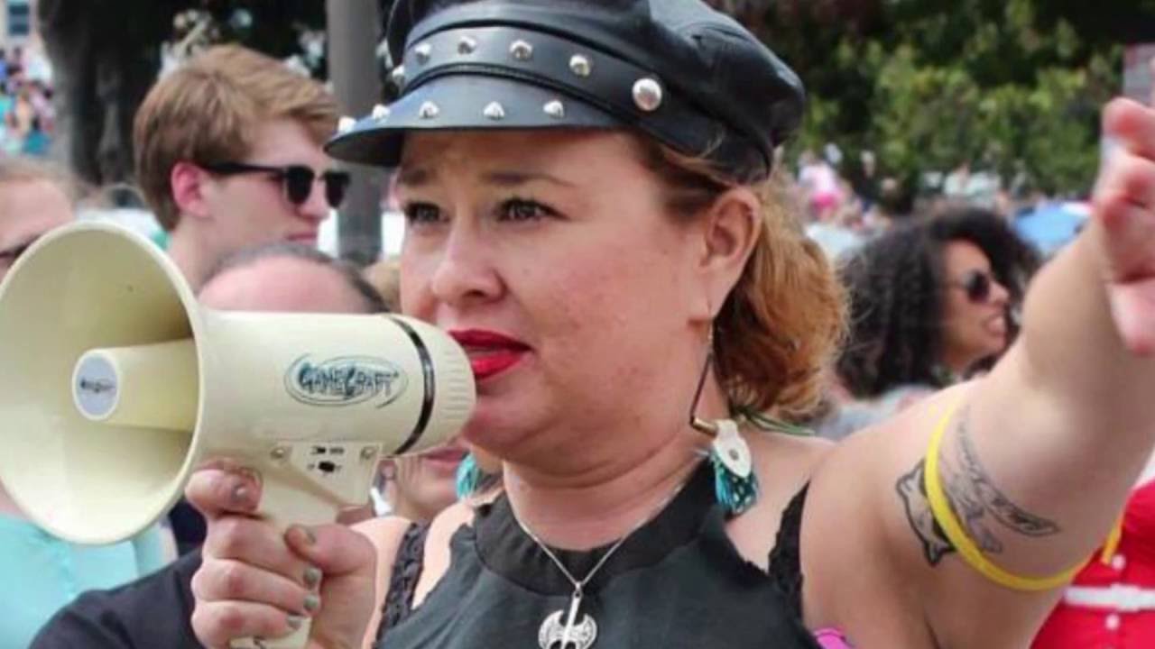 Wells Fargo Spotlight Joey Cupcake on Michelle Meow Show - YouTube