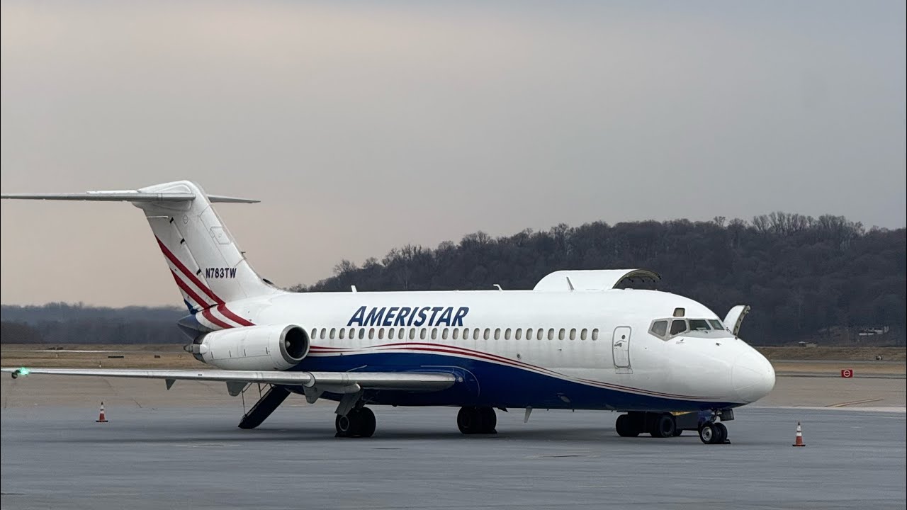 * 3 awesome jets*!! Ameristar Dc-9-15, Lockheed C-5m super galaxy, and ...