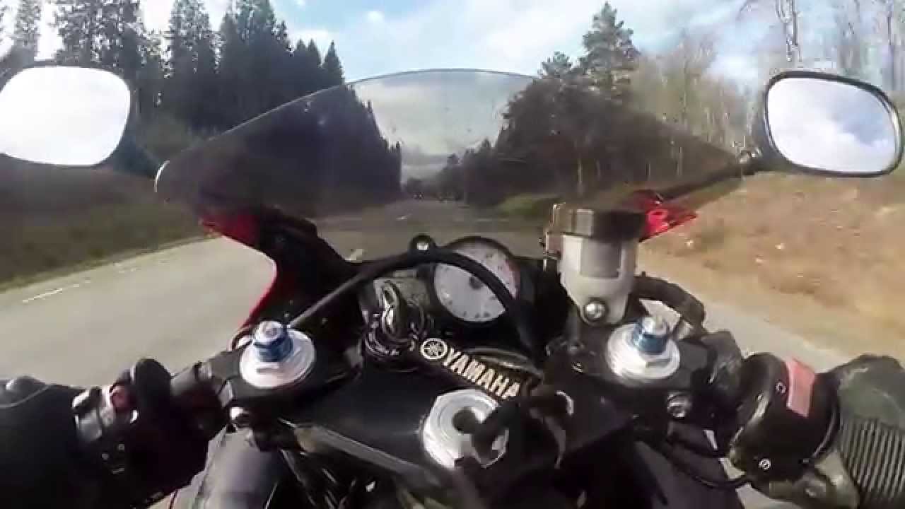 GoPro Tank Cams - Red 2003 R6 vs Black 2006 R6 Top Speed & Wheelies ...