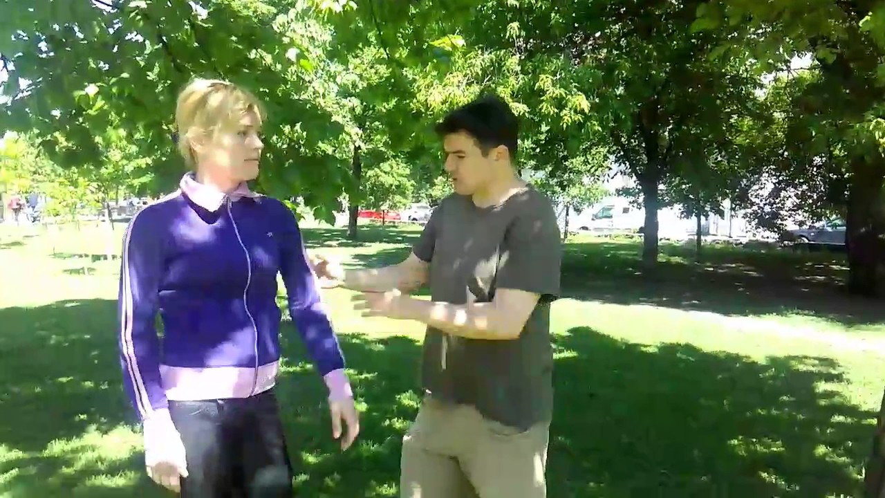 Rear Wristlock for Women's Self-Defense: Outerclinch.com - YouTube