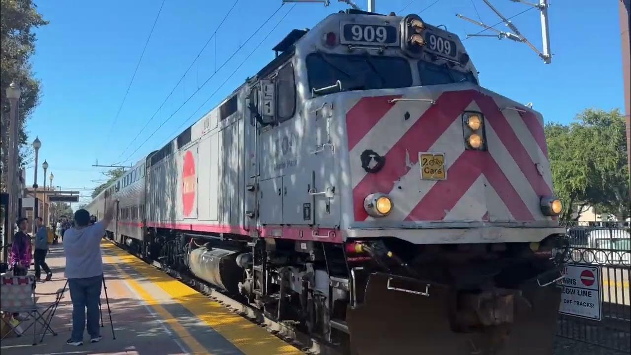 Railfanning at Menlo Park Caltrain Station in Redwood City Electric & Diesel & Union Pacific ...