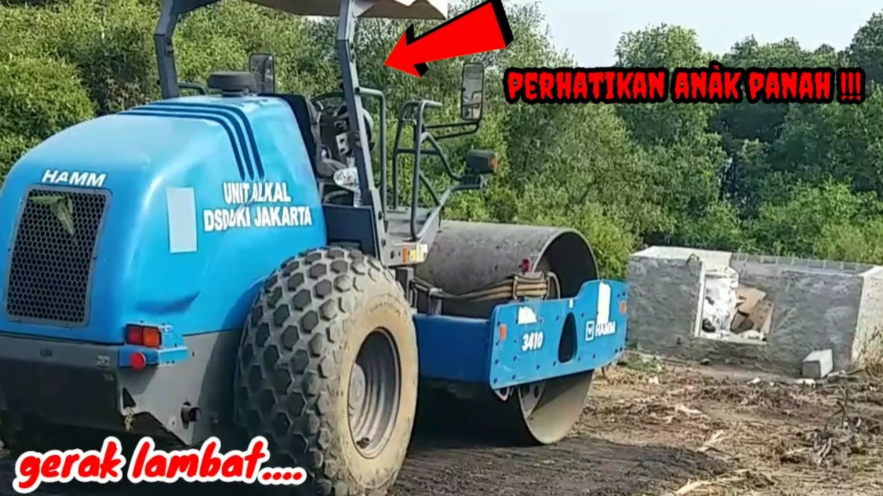HOROR !!VIBRO JALAN SENDIRI TANPA ADA OPERATOR !!?? NGERI BROO ...
