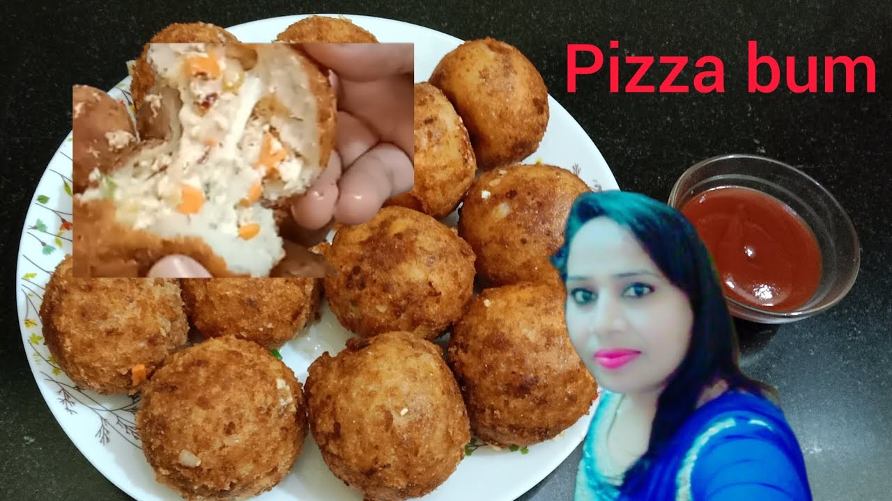 Creamy , cheesy and mazedaar pizza bum 😋😋 ki recipe ek baar zaroor bana ...