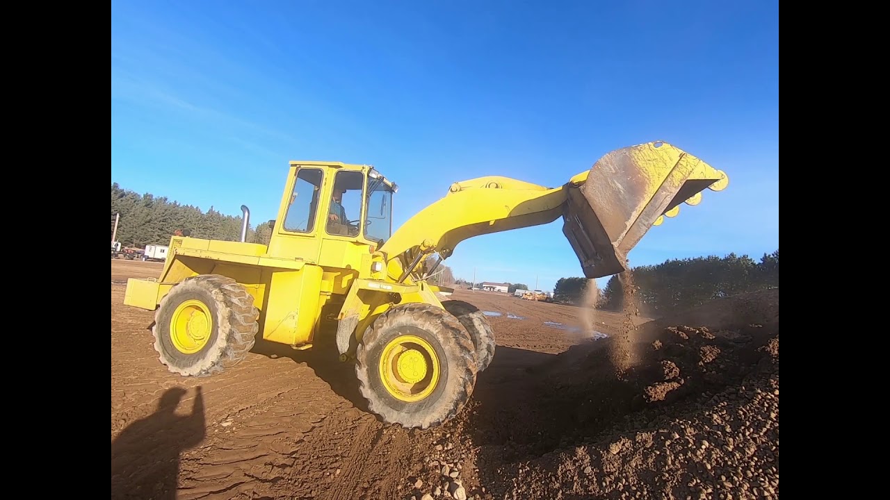 Trojan 2000Z Wheel Loader Will Be Sold At Auction! - YouTube