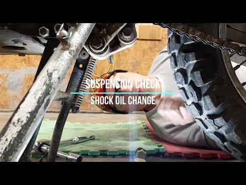 KLR 650 Rear Suspension Health Check & The Shock Gets New Oil - YouTube