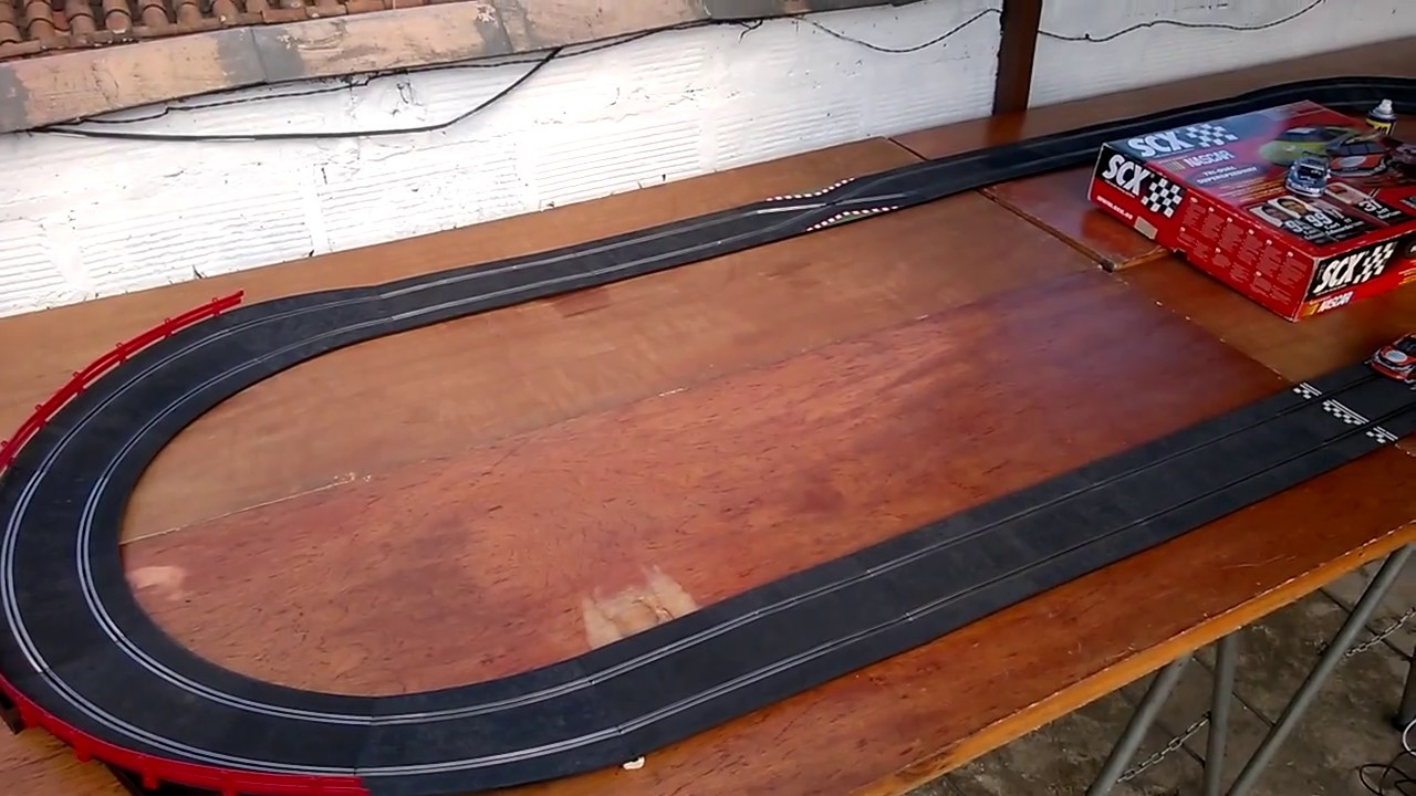 Slot Cars Colombia SCX Nascar Oval Track - YouTube