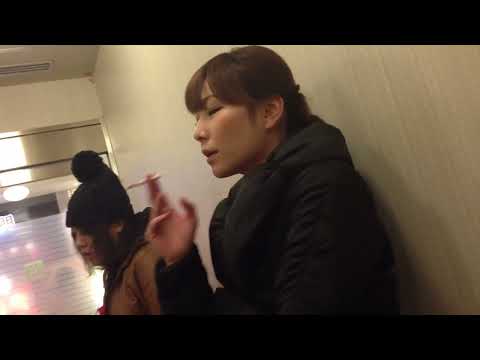 japanese girl smoking 19