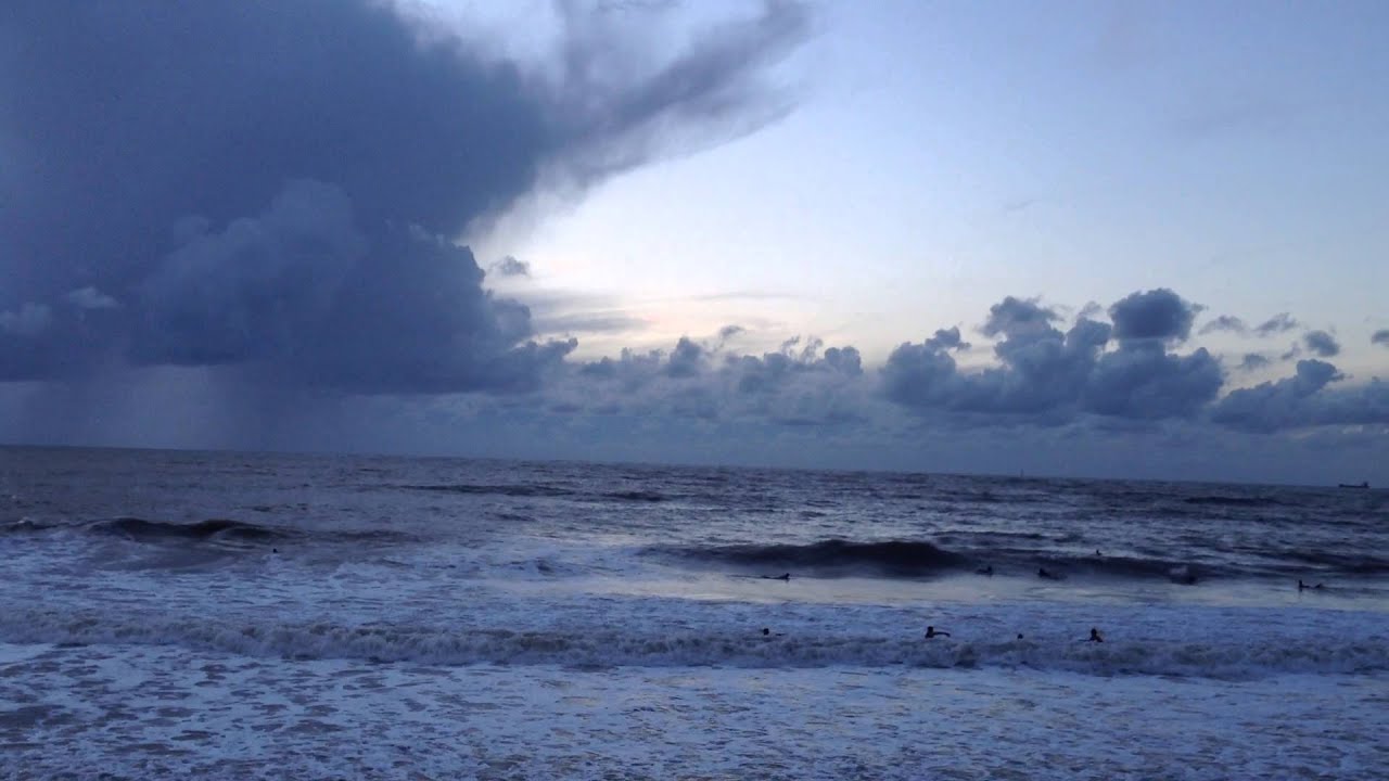 Chipiona Surf en día de tormenta en las Playas de Chipiona Nov/2014 ...