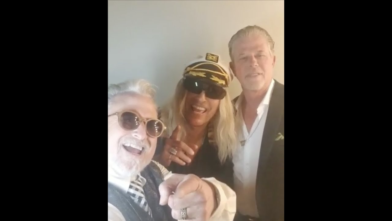 Cannabis Talk 101: STFU Friday with actor Matthew McConaughey - YouTube