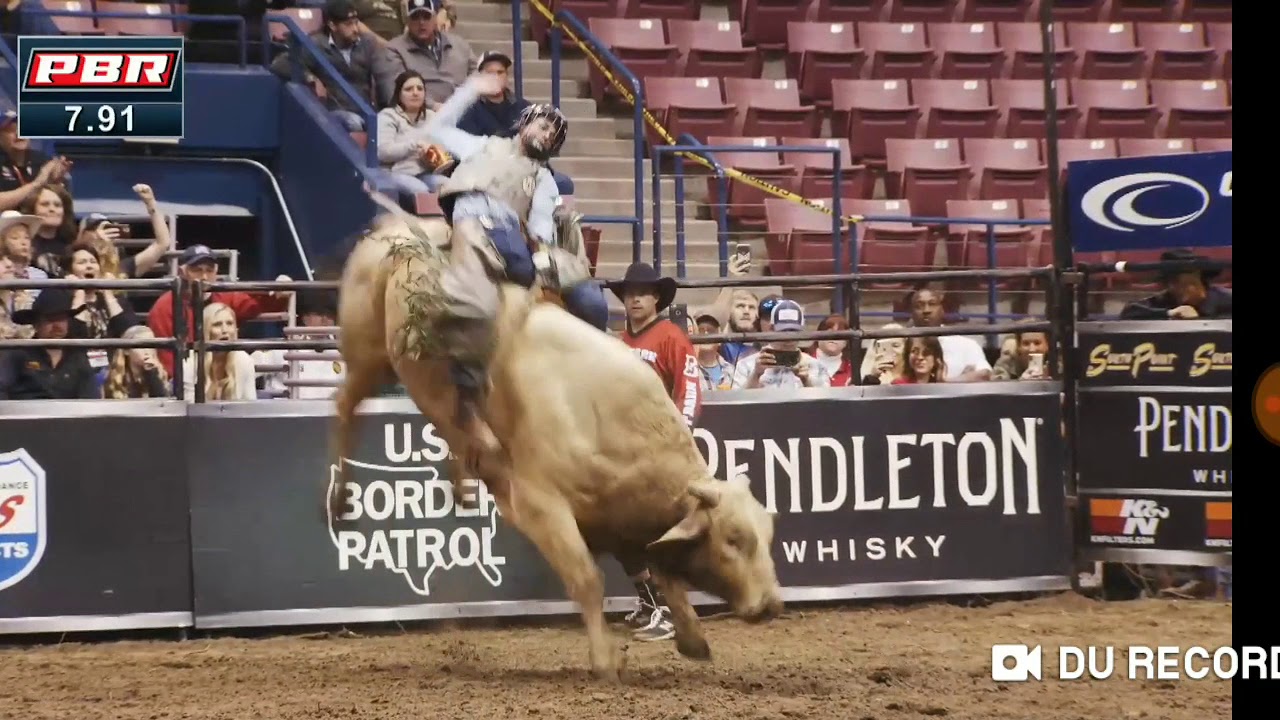 04C La Grande (Davis Rodeo Ranch) - YouTube