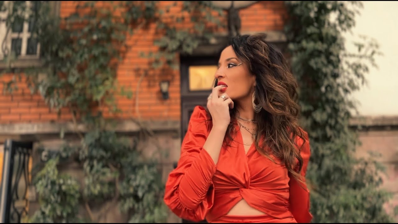 Sara Marín - Qué es lo que sigue? (Videoclip Oficial) - YouTube