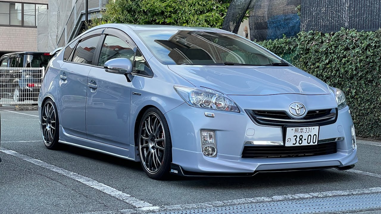 ZVW30 プリウス TOYOTA PRIUS - YouTube
