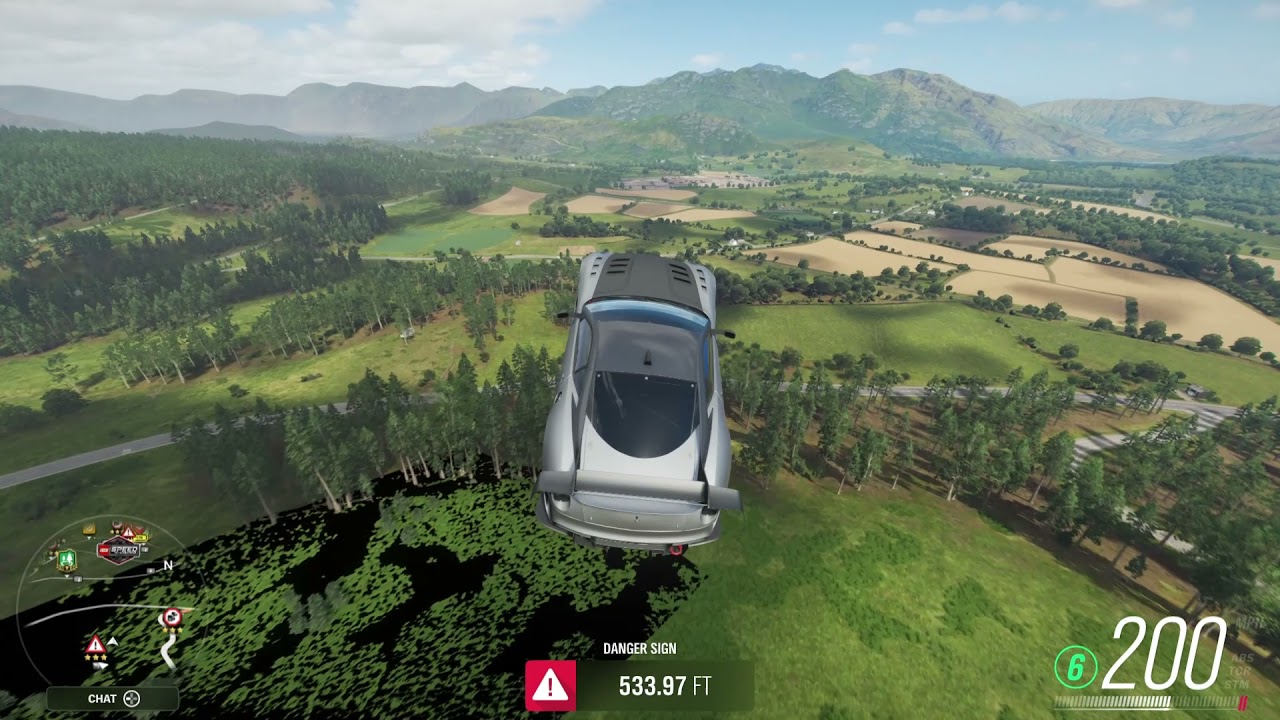 Forza Horizon 4 - Huge jump off the Great Ridge danger sign. 2265ft ...