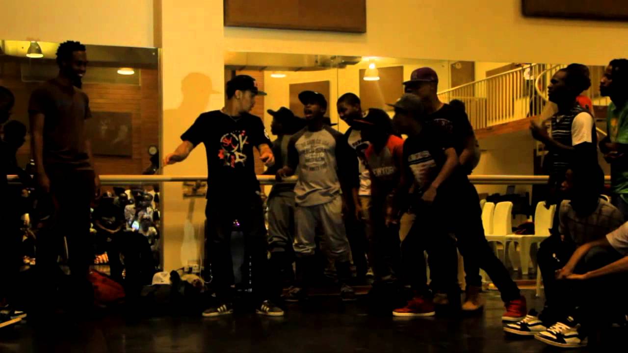 Simon Sayz aka StreetWolf vs Big SYC aka Jay Sceph @ ThaWildin5 - YouTube