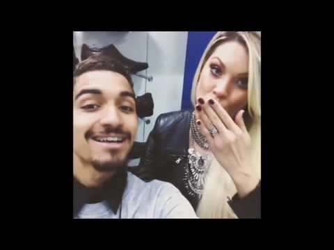 #DouglasSnap - Renata Fan manda beijo para Portal das Estrelas