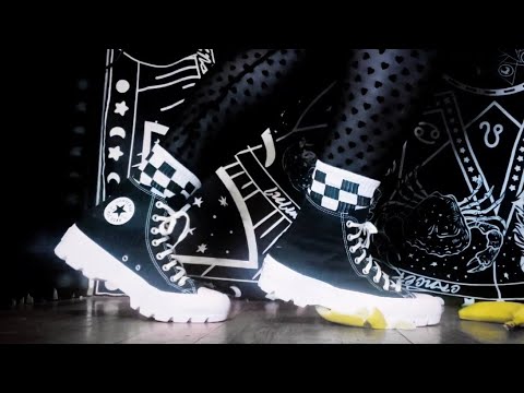 Converse Sneakers Crush Bananas
